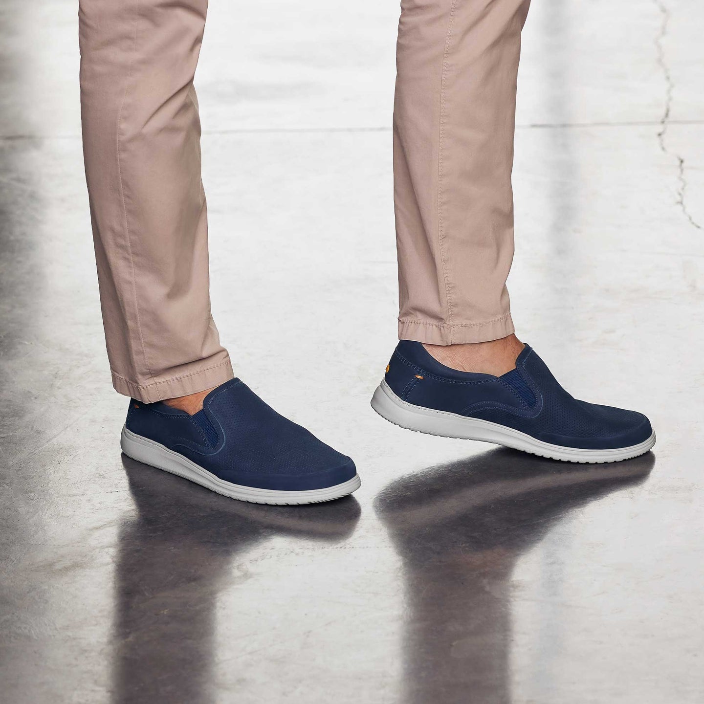 Men's Featherlight Olema Slip-Ons | Navy Nubuck – Samuel Hubbard